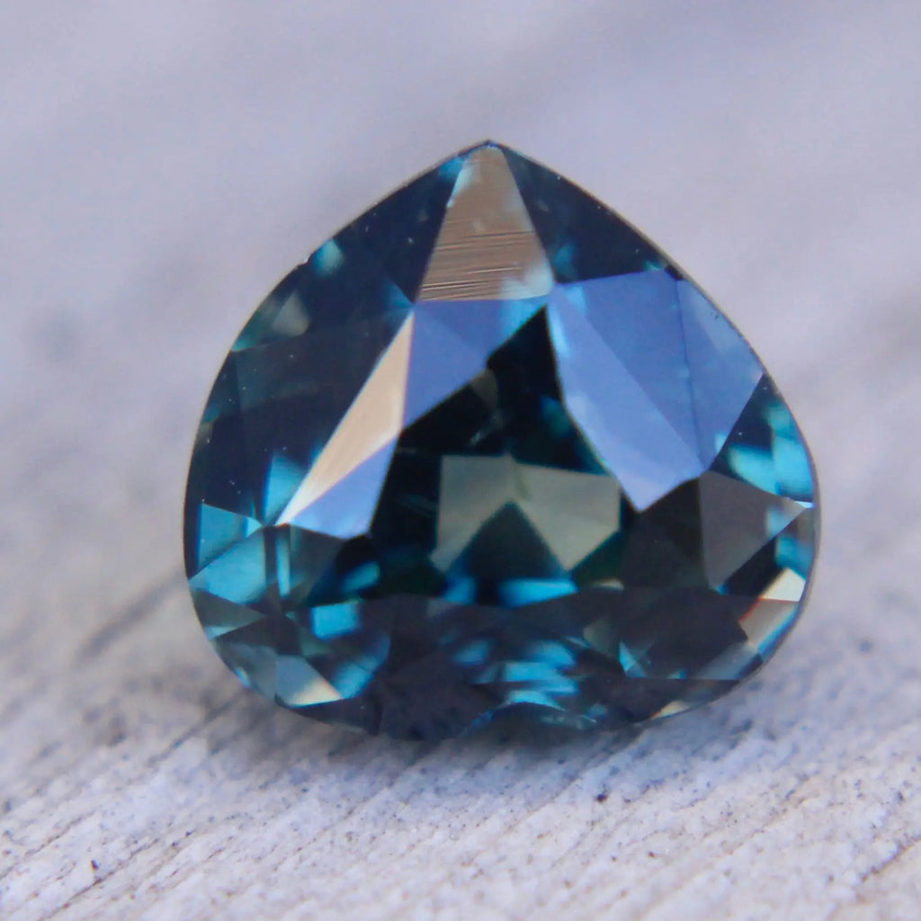 Natural Teal Sapphire - Sapphire Pal