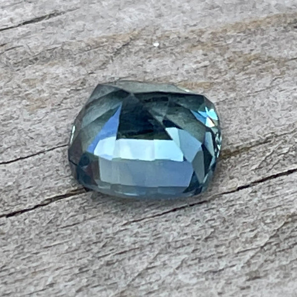 Natural Teal Sapphire - Sapphire Pal